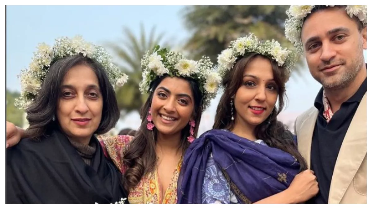 Ira Khan Wedding: आयराच्‍या मेहेंदी फंक्‍शनमध्‍ये इम्रान खान वर ...