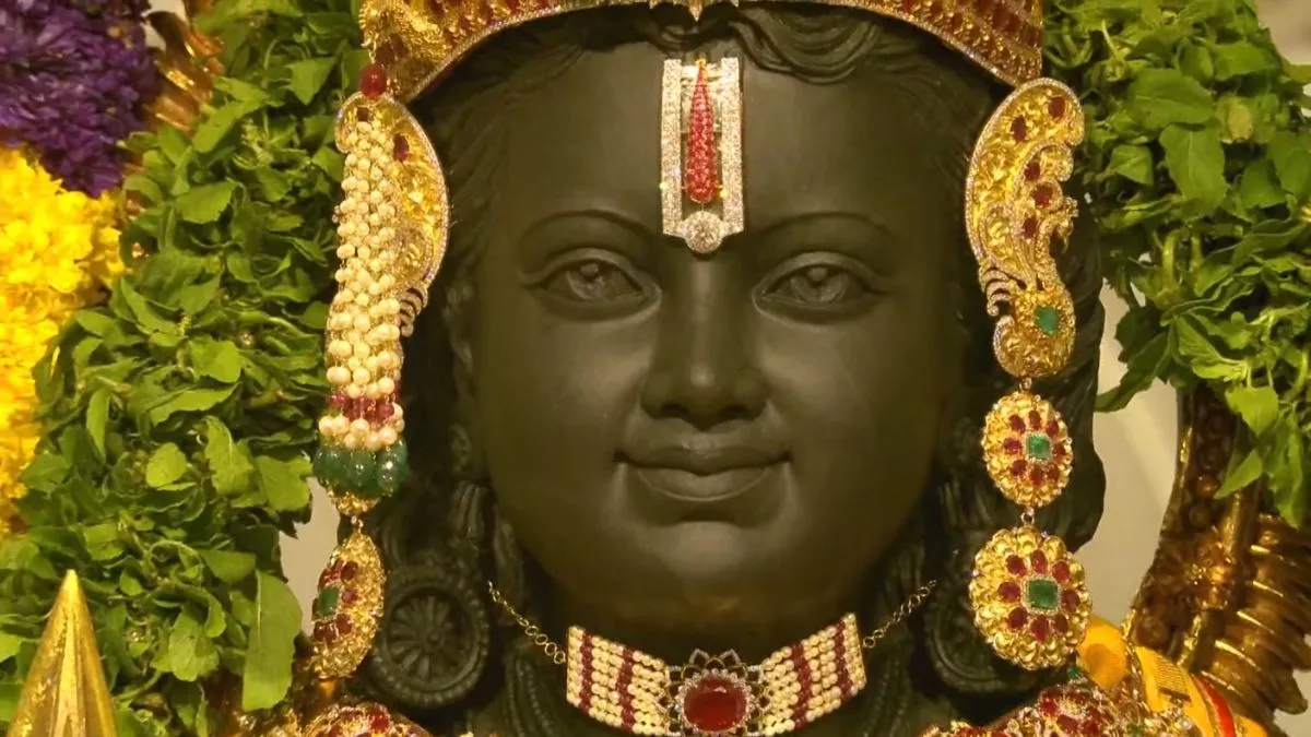 रामलल्लाच्या अभिषेकला एक वर्ष पूर्ण: भक्तांच्या संख्येपासून ...