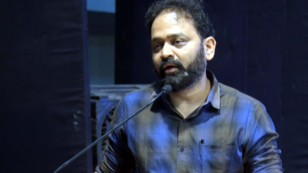 निवडणूक आयोगाच्या निर्देशांचे पालन करण्यासाठी अधिक दक्षता घेण्याचे ...