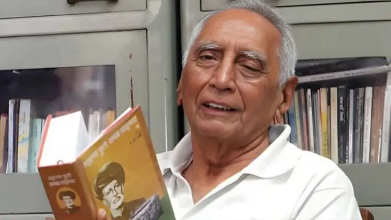 Baba Adhav: ज्येष्ठ समाजसेवक, कामगार नेते बाबा आढाव यांचे निधन; शरद ...